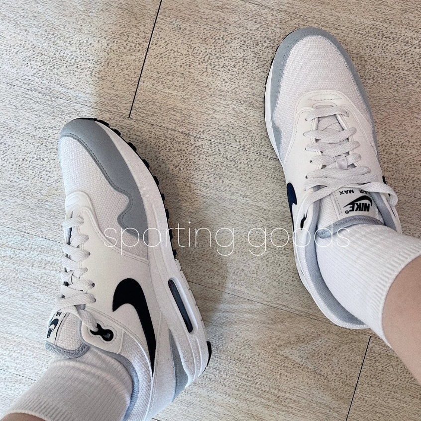 S.G NIKE AIR MAX 1 FD9082-002 白灰 氣墊 復古 經典 休閒鞋 運動鞋 男鞋 | 蝦皮購物