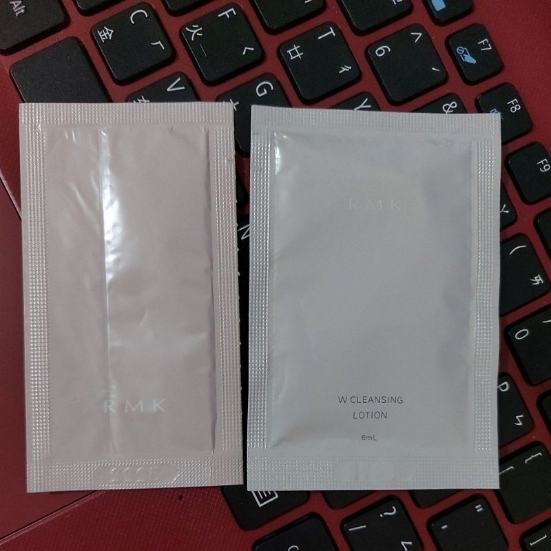 RMK 水凝修顏粉凝露#01 雙效潔膚露6ml卸妝水 | 蝦皮購物