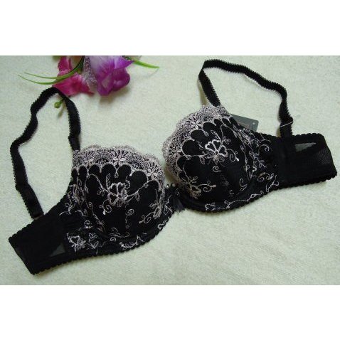 【奧黛莉】蕾絲繡花內衣【3416】~75B,85B~黑色 | 蝦皮購物