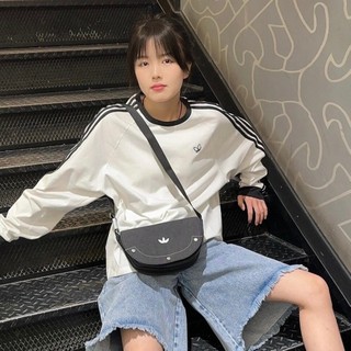 -EJ- 現貨 ADIDAS 水洗灰 牛仔包 肩背包 斜跨包 金屬 三葉草 IT7366 | 蝦皮購物