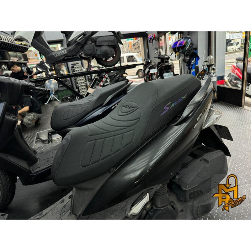 Jc機車精品 🔥超熱門 MTRT沙發坐椅墊 麂皮材質 採用高密度吸震泡綿/膠墊 開模製作而成 勁戰 Force | 蝦皮購物