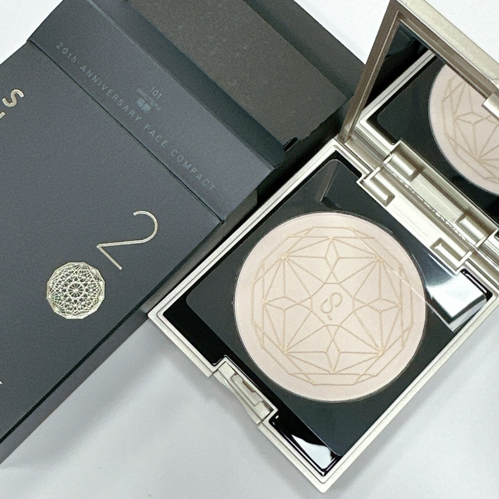 特價出清 原價2700 SUQQU 20週年紀念蜜粉餅限量版 #101陽艷 晶采淨妍蜜粉餅 | 蝦皮購物