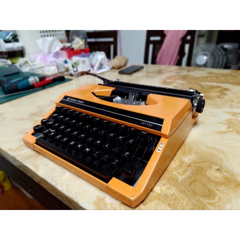 日本製古董打字跡機Silver Reed SR100 | 蝦皮購物