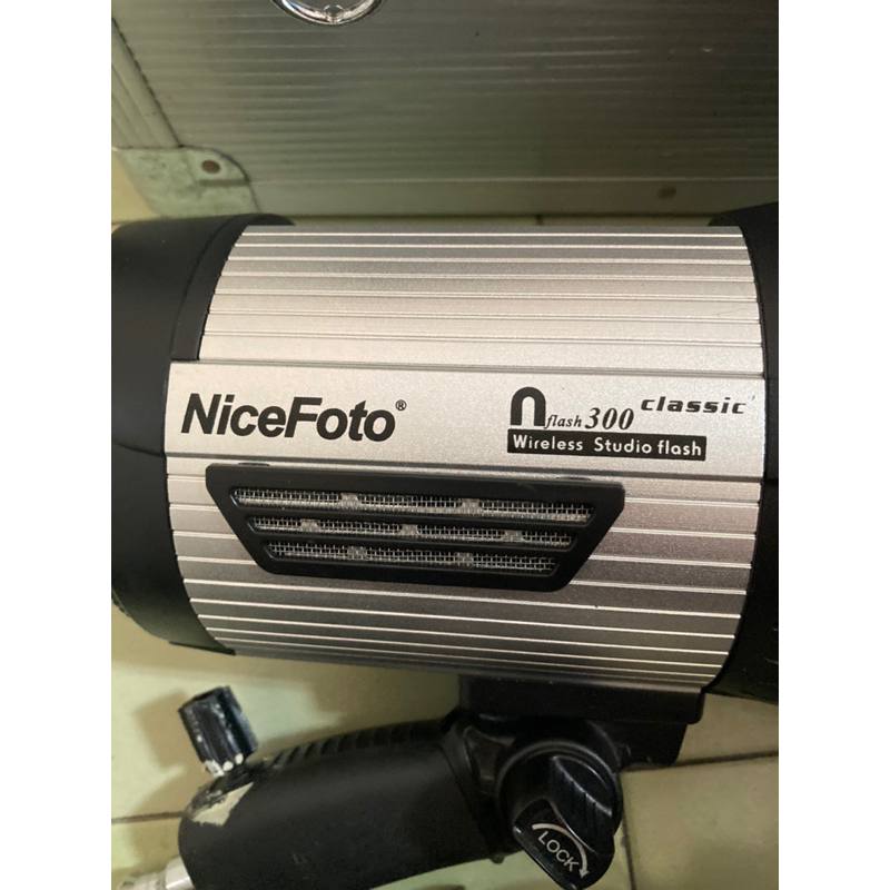 nicefoto flash 300 外拍燈 | 蝦皮購物