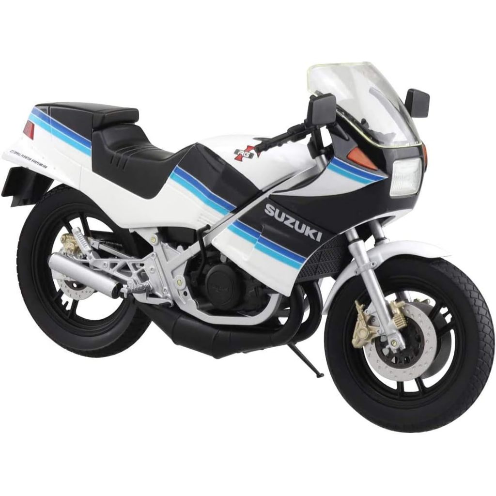 八田元氣小棧: 日版全新 青島社 Aoshima 1/12合金 Suzuki RG250 摩托車完成品 | 蝦皮購物