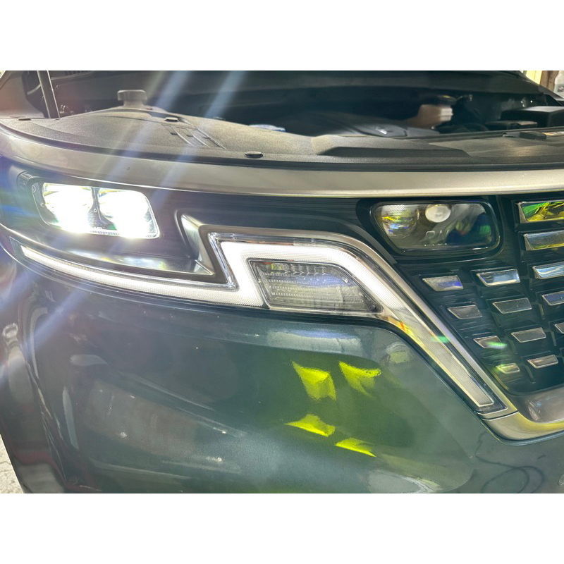 《RN工坊》KIA CARNIVAL KA4 四代 大燈 LED頭燈 改 矩陣 魚眼 四矩陣 六矩陣 | 蝦皮購物