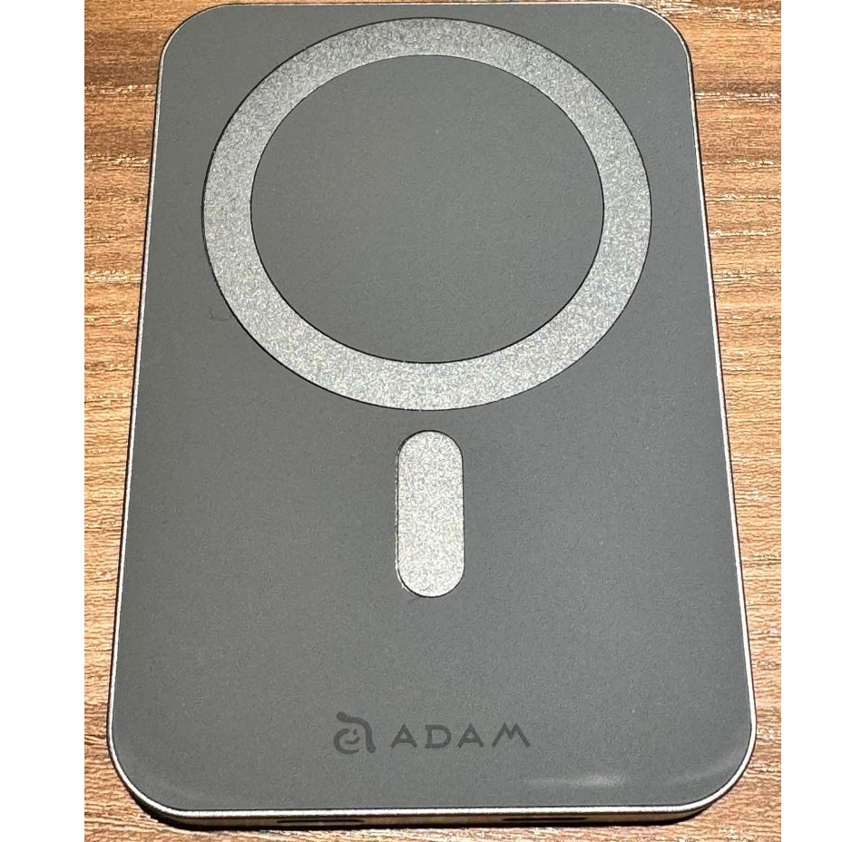 [BLACKST娛樂小舖]ADAM 亞果元素 GRAVITYC1 磁吸無線快充行動電源(支援MagSafe、15) 二手 | 蝦皮購物