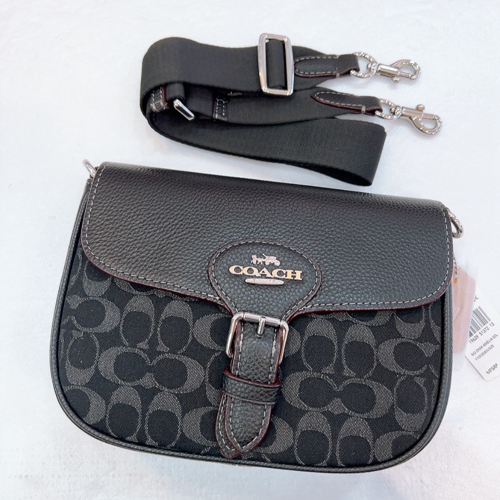 [小香風衣舖]全新-CQ185-COACH經典C紋帆布拼皮斜背包/馬鞍包-黑 【美國outlet正品】 | 蝦皮購物