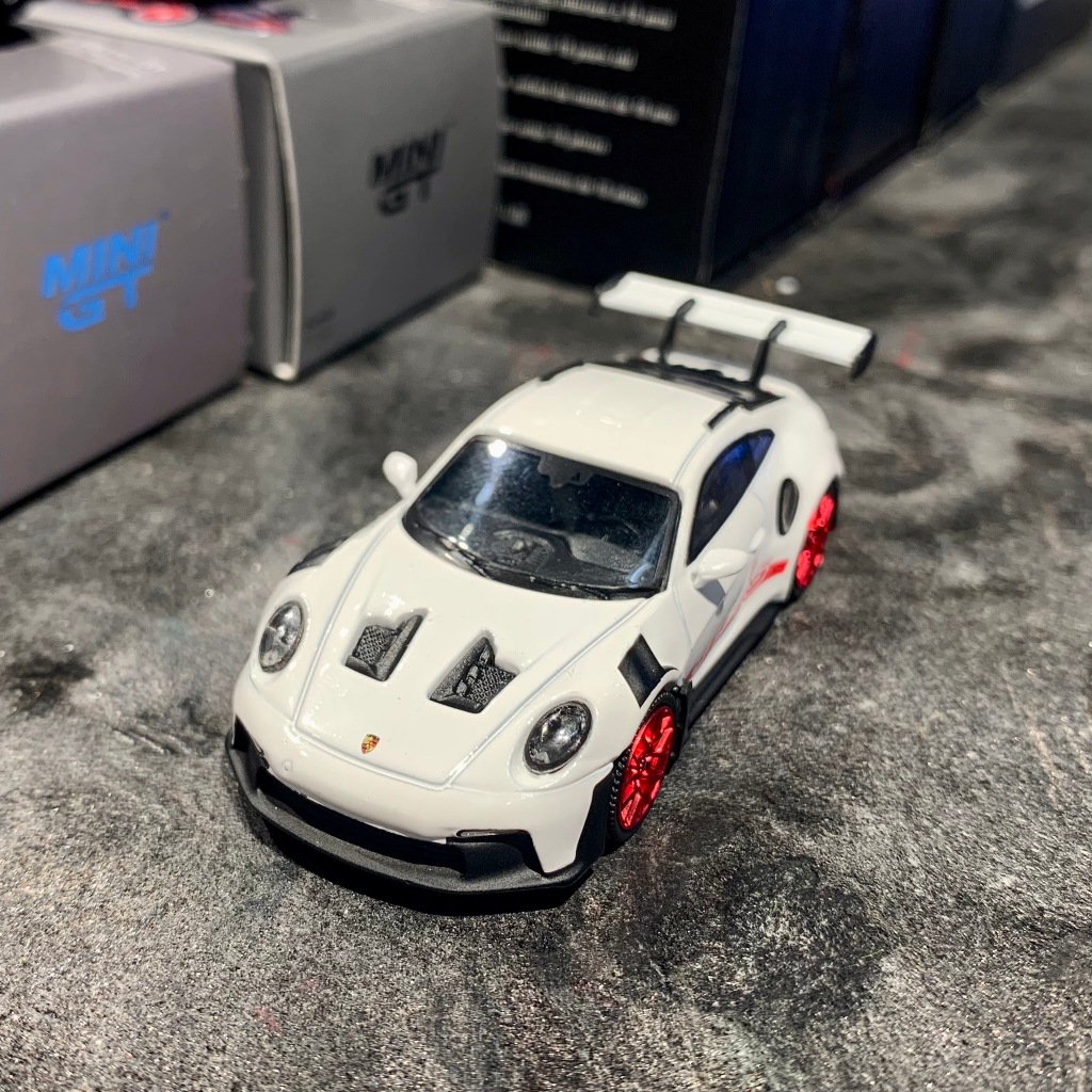 當天出貨 台灣代理版 MINI GT Porsche 911 992 GT3 RS 白紅 Pyro Red 630 | 蝦皮購物