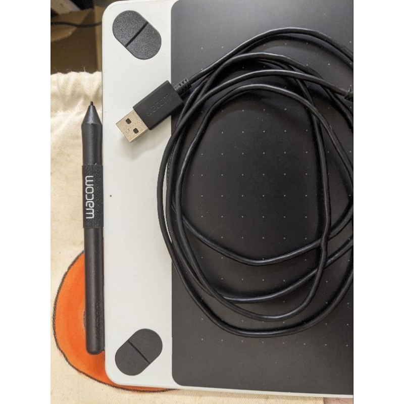 Wacom 藝術創意觸控繪圖板-灰(小)(Intuos Art CTH-490/B0-WO) | 蝦皮購物