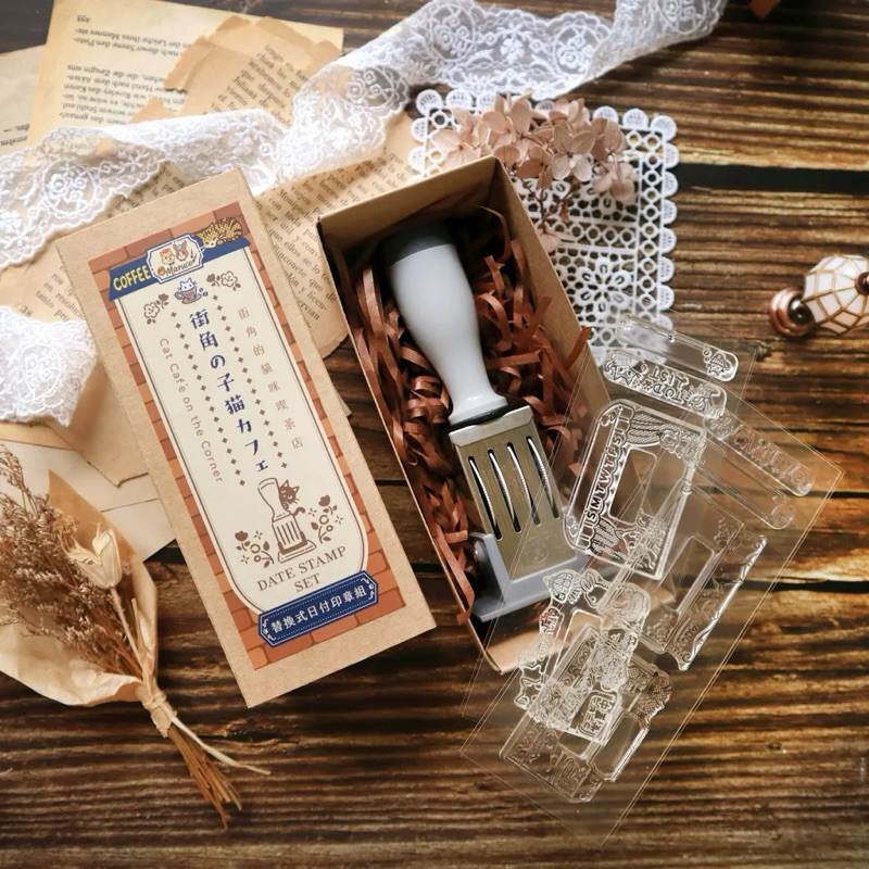理想の部屋 X maruco小畫室 聯名特別企劃/原創商品販售 -街角的貓咪喫茶店-日付印章組 | 蝦皮購物