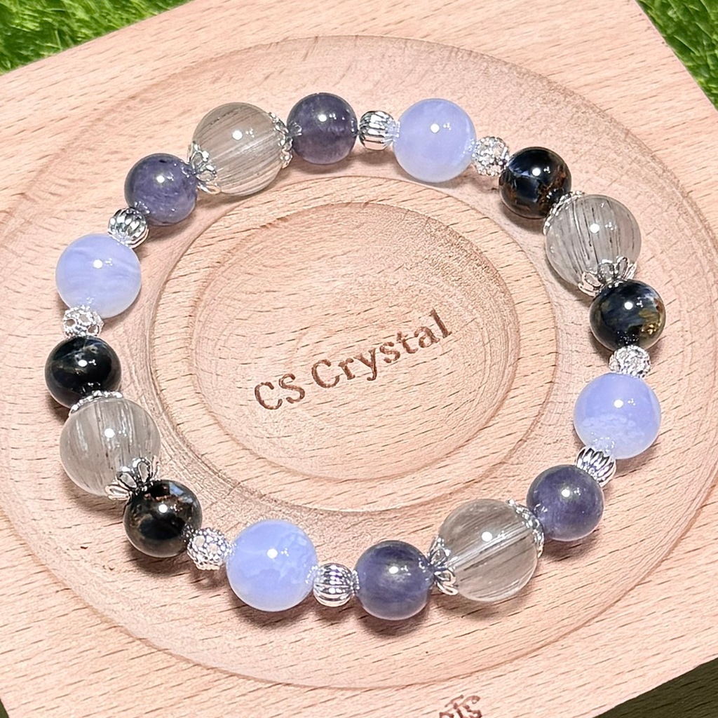 CS Crystal 編號779 - 順絲藍灰兔毛水晶+藍紋瑪瑙+堇青石+藍彼得石設計款 | 蝦皮購物