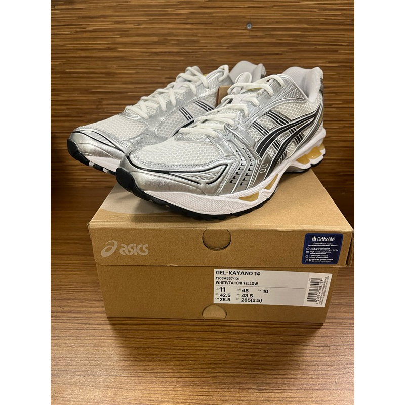 ASICS GEL-KAYANO 14 白銀黃 1203A537-101 US11 28.5cm 全新 | 蝦皮購物