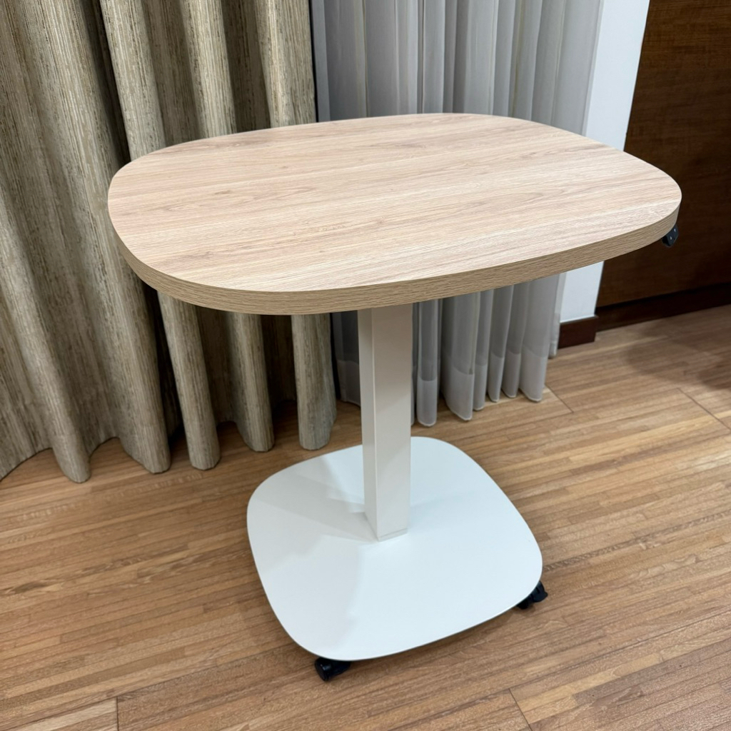 MOTTI 電動升降桌｜Solo 2 系列 單腳邊桌/咖啡桌/工作桌/茶几/吧台桌 二手傢具 | 蝦皮購物