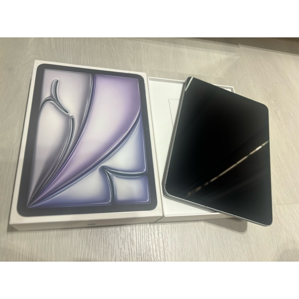 售Apple iPad air6 13吋(M2)wifi 128G 灰(很新展示品）跳樓大拍賣 | 蝦皮購物