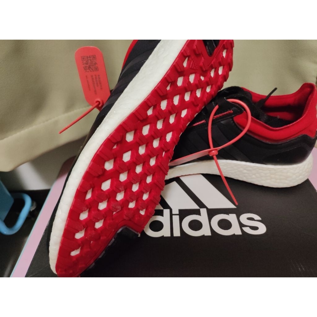 全網最低!低於五折出清! Adidas RocketBOOST guard 防水跑鞋 越野 us10. 5 | 蝦皮購物