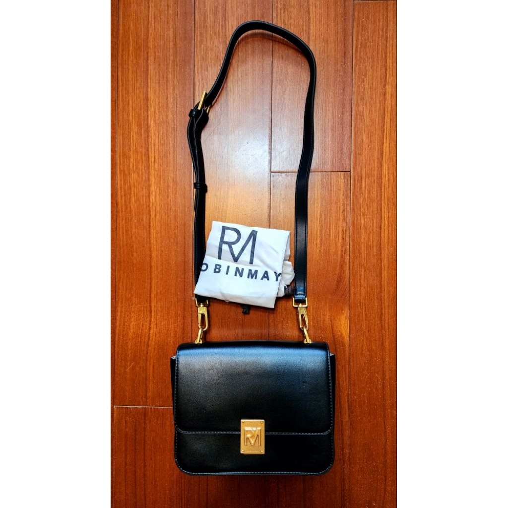 RM Robinmay 緋紅之舞斜背包（原廠全新缺件特惠品）經典黑色，只有1個 | 蝦皮購物