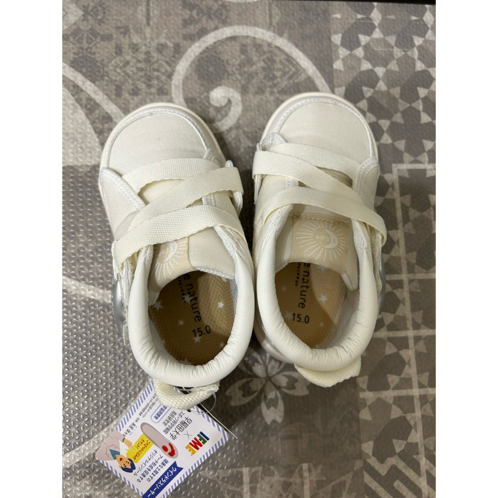 ifme 15公分 全新 純白 銀色星星 幼稚園 好搭百搭白鞋 台灣無售 輕量 人體工學 黏貼機能鞋 早稻田大學 聯名 | 蝦皮購物