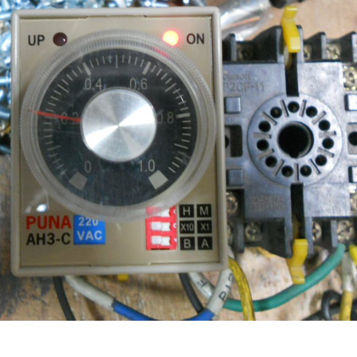 PUNA 多段式限時繼電器 AH3-C 220V 含座 STON (D1.5) | 蝦皮購物