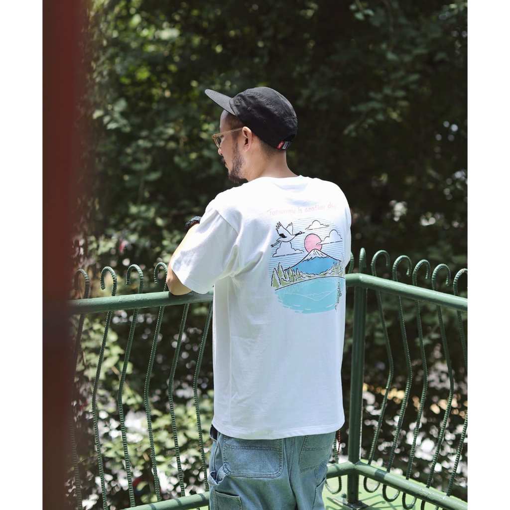 -Closer- 台北門市籌備中 BEAMS JAPAN 別注 富士山 插畫 短T 藝術家 Ryo Kaneyasu | 蝦皮購物