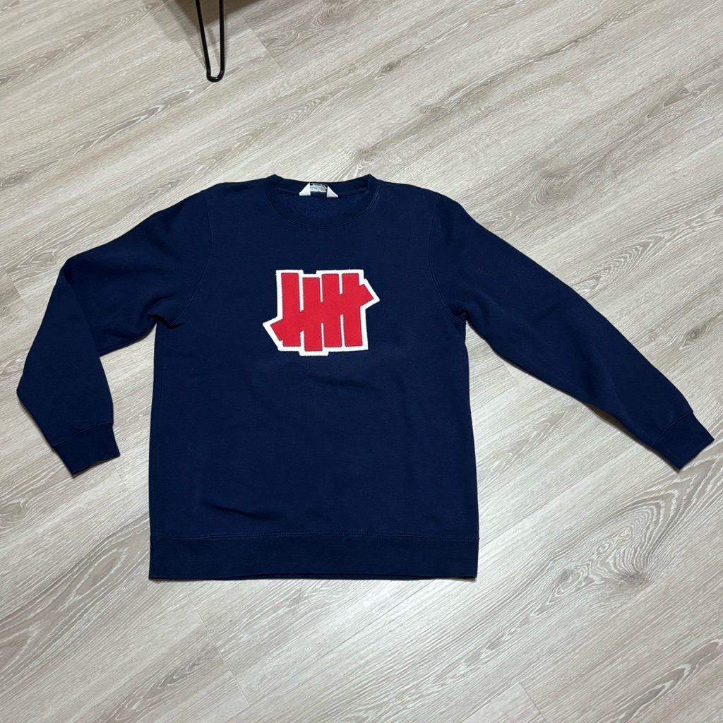 UNDEFEATED 大學T sweatshirt 古著 柵欄 刺繡貼布 logo | 蝦皮購物