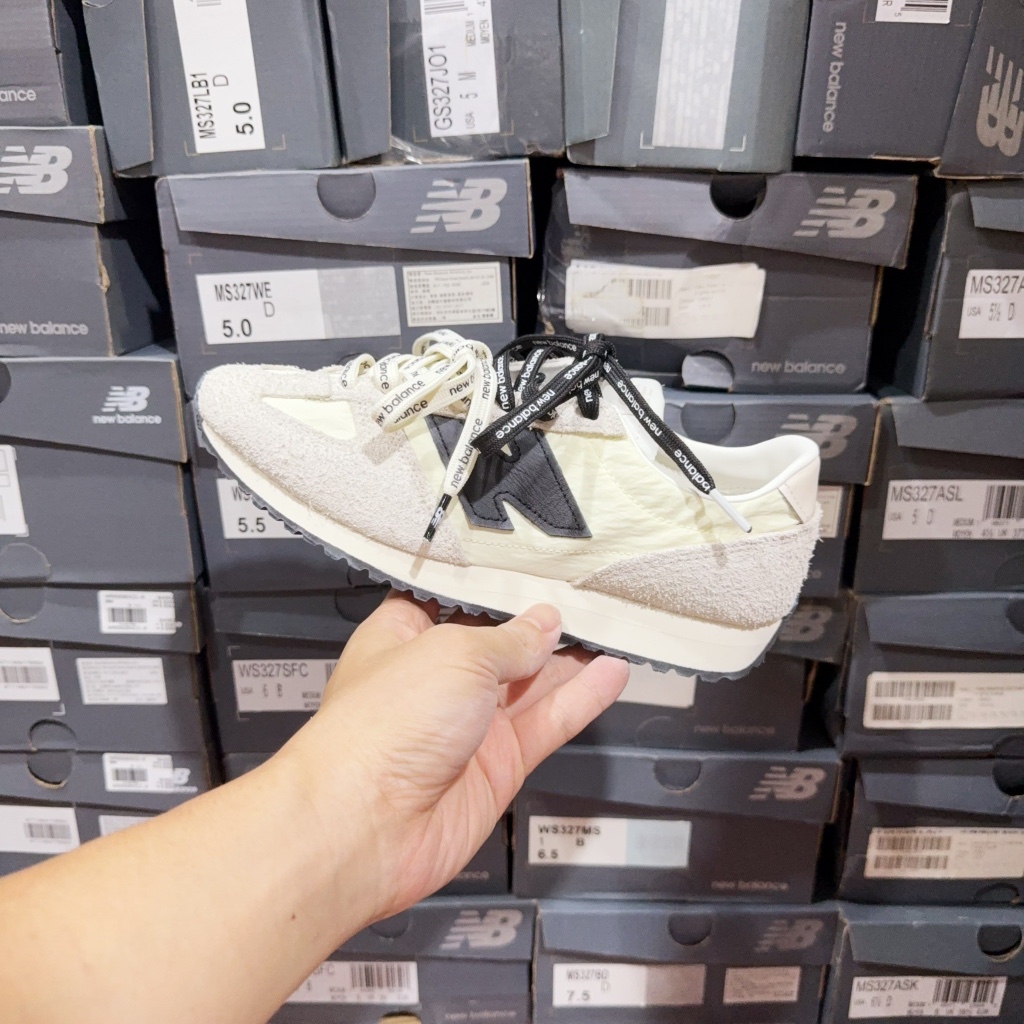 代購♦️2505 New Balance 471 奶油白黑 白黑 米灰 張員瑛同款 復古鞋 U471AM | 蝦皮購物
