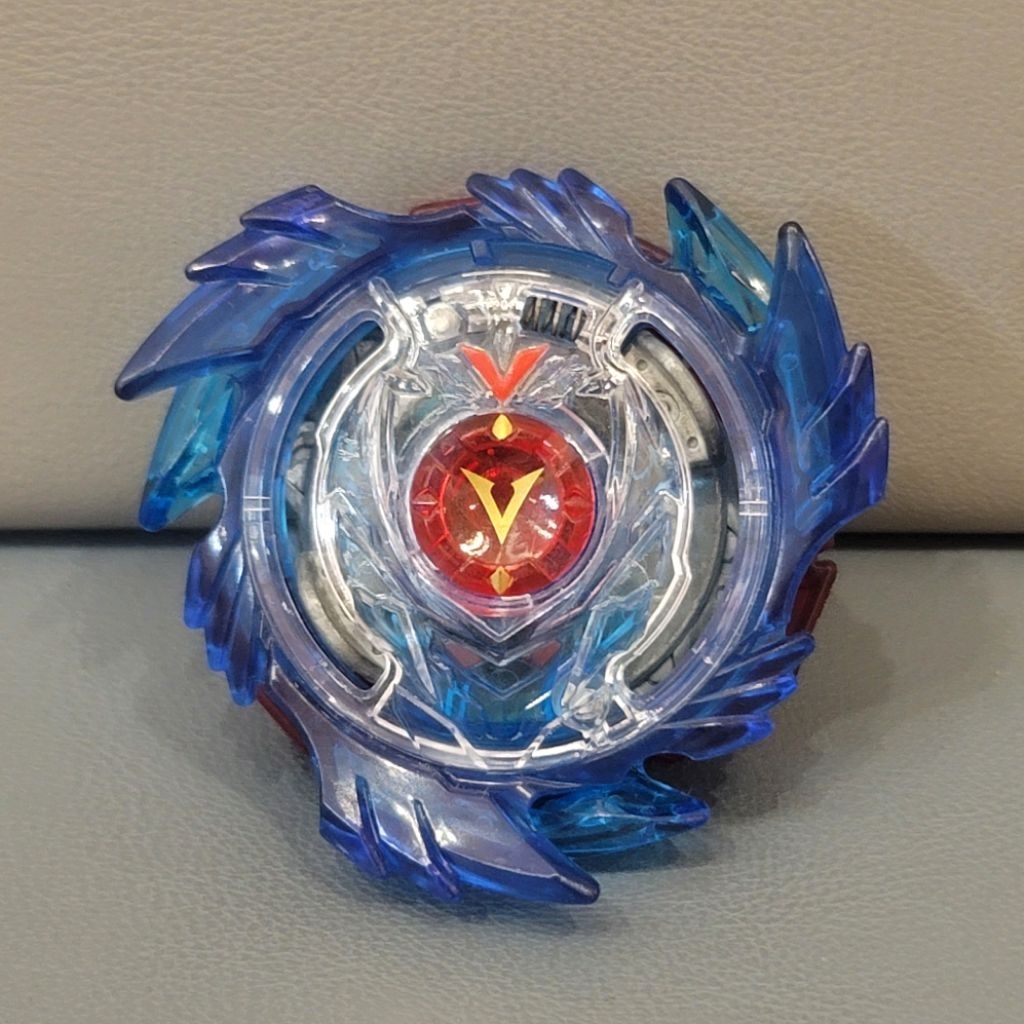 B-73 翔翼戰神｜正版戰鬥陀螺｜爆烈世代 TOMY TARARA | 蝦皮購物