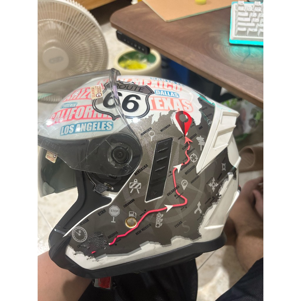 M2R FR-2 FR2 5-- 66號公路 紀念版 白色 內藏墨鏡 半罩安全帽 尺寸XXL，耳罩M | 蝦皮購物