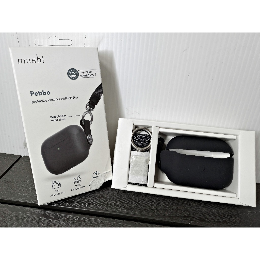 【全新/盒損】Moshi Pebbo for AirPods Pro 2代 (灰黑) 耳機保護殼、保護套 | 蝦皮購物