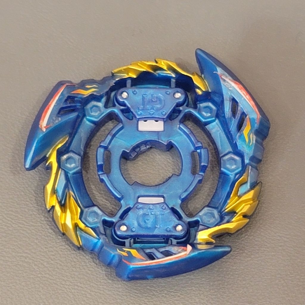 B-134 斬擊武神 結晶輪盤｜正版戰鬥陀螺｜爆烈世代 TOMY TARARA | 蝦皮購物