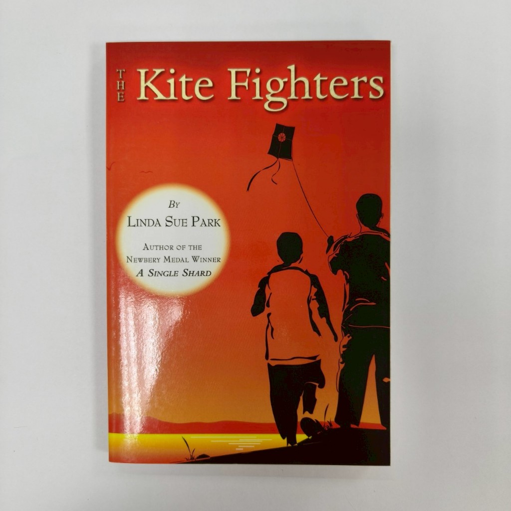 The Kite Fighters【Abc's書店｜經典文學讀本】 | 蝦皮購物
