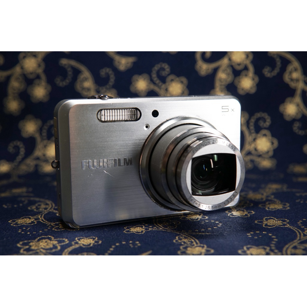 Fujifilm FinePix J150w 內有實拍 外觀保存漂亮 富士 CCD Y2K 氛圍感 | 蝦皮購物