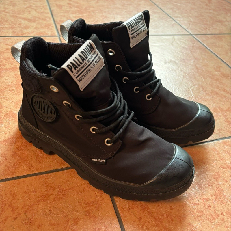 Palladium waterproof plus 靴 | 蝦皮購物