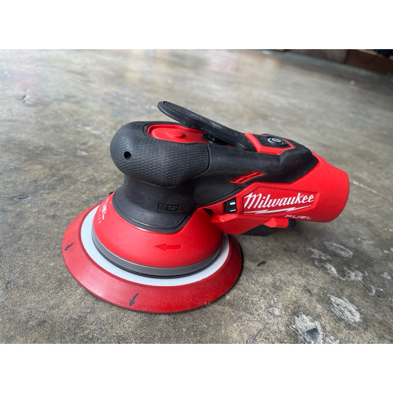 美國Milwaukee米沃奇 美沃奇 進口二手 外匯 M12 2585-20快拆換盤 調速 軌道砂光機 研磨附 6寸盤 | 蝦皮購物