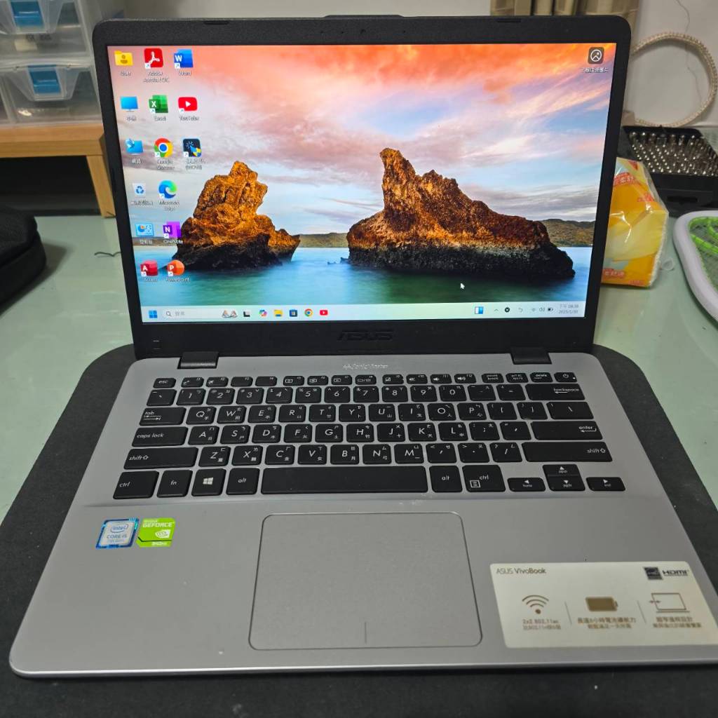 ASUS X405U 14吋輕薄本 I5-7200U 獨顯GeForce940MX 8GB/512GB | 蝦皮購物