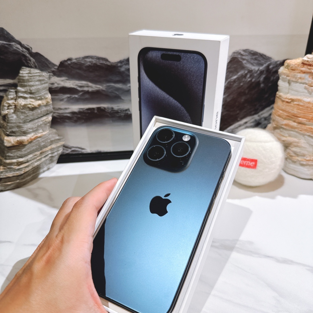 一手女用超級新 IPhone 15 Pro 1T 藍鈦色 參考 14 16 Max 256G 128G 512G | 蝦皮購物