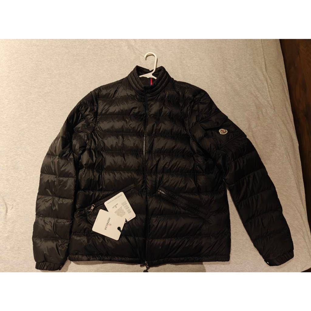 Moncler Agay Giubbotto 羽絨外套 | 蝦皮購物
