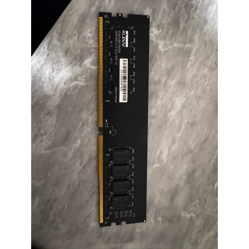科賦 KLEVV DDR4-3200 16G 記憶體 閒置出售 | 蝦皮購物