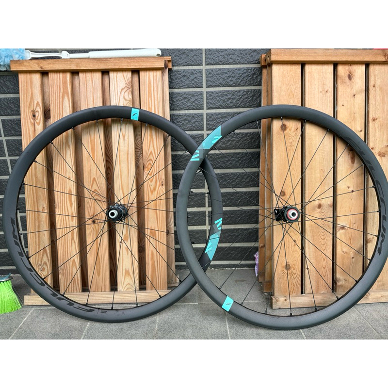 Fulcrum Racing 400 Disc Wheelset 公路車碟煞輪組（for shimano系統 ) | 蝦皮購物