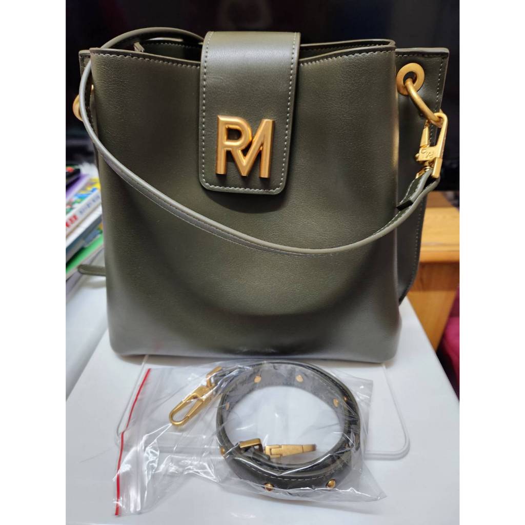 RM ROBINMAY -拉爾水桶包,墨綠色 | 蝦皮購物