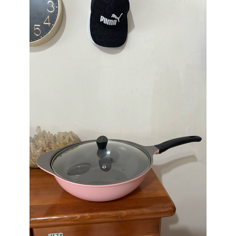 韓國製 Neoflam Mitra 陶瓷附蓋不沾炒鍋 32cm炒鍋紅附玻璃蓋 | 蝦皮購物