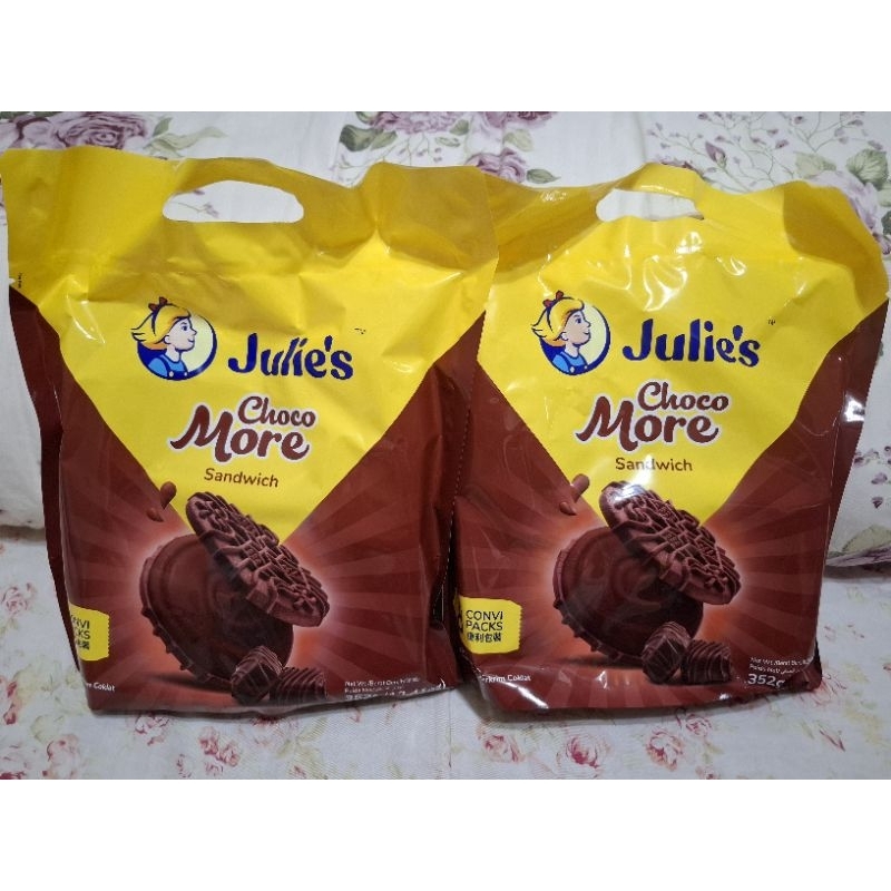 全新商品 Julie's 茱蒂絲 巧克力味夾心餅 352g 有效日期2025.06.28 現貨 | 蝦皮購物