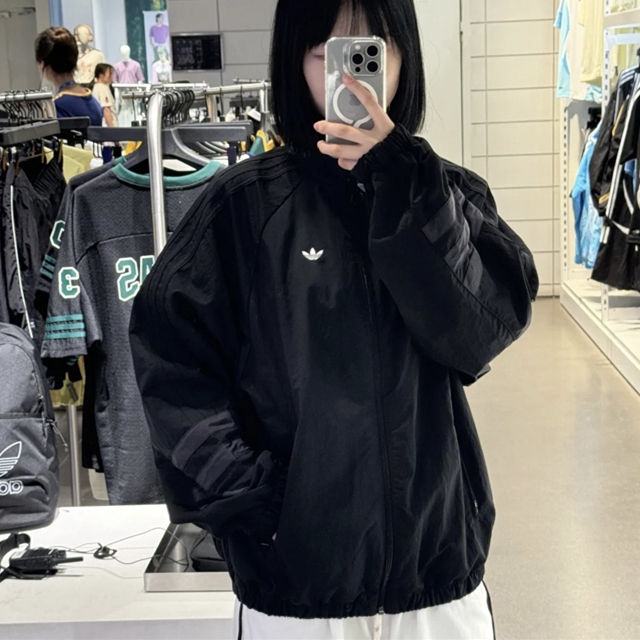 Adidas 愛迪達 三葉草 防風 防潑水 刺繡logo 黑色 拉鏈 女外套 | 蝦皮購物