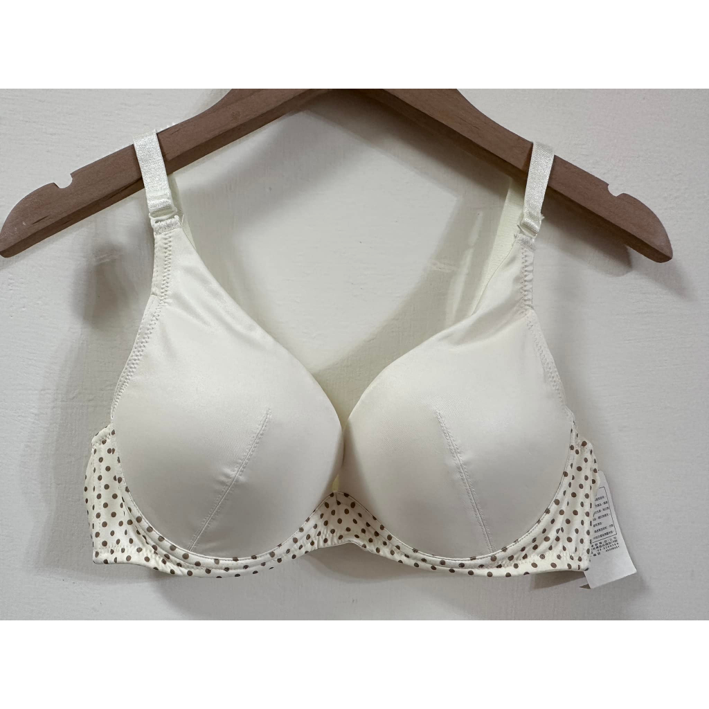 華歌爾 內衣 經典 包覆提托 C75 D80 B75 75B 75C 80D 米色 素面 點點 淺色 | 蝦皮購物