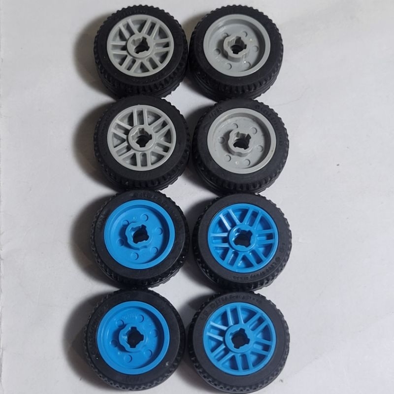 免運樂高(含輪胎×4+輪框×4 一組賣)Lego 11209(21×9.9mm)+11208輪框 | 蝦皮購物