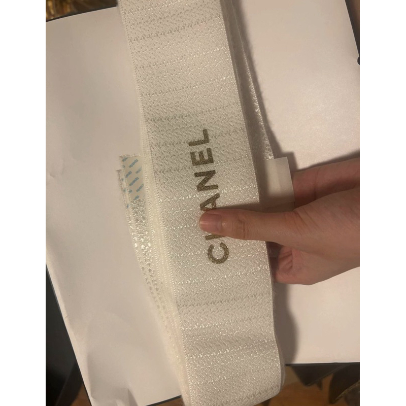 台灣現貨 CHANEL香奈兒 2024耶誕假期寬絲帶 | 蝦皮購物