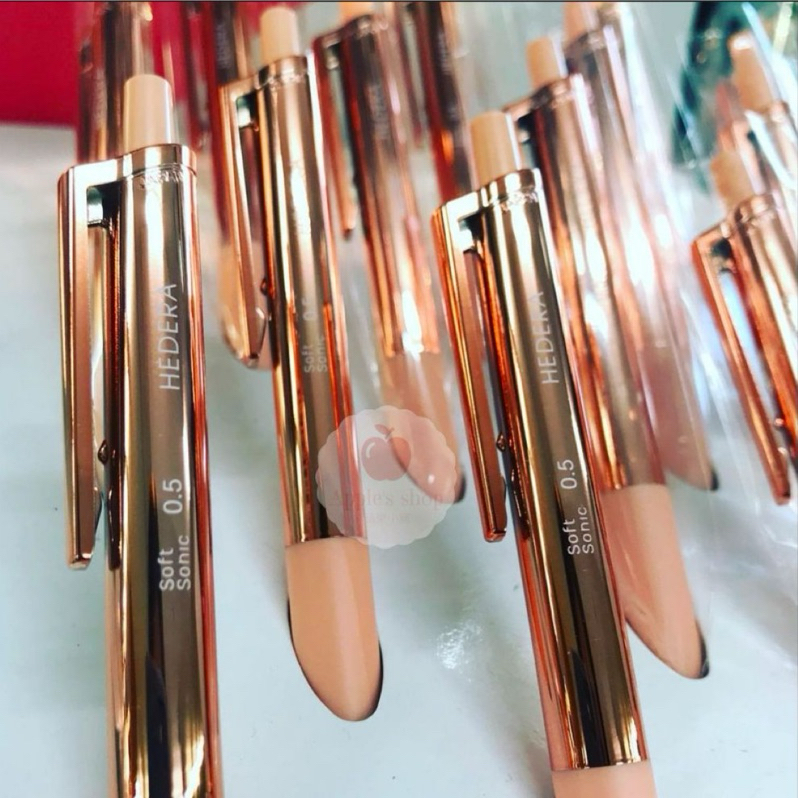 【Apple's shop】絕版裸色 日本HEDERA X TSUTAYA蔦屋限定Soft Sonic金色油性圓珠筆 | 蝦皮購物