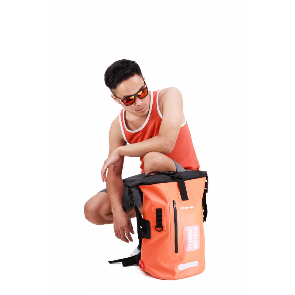 ST 日本StreamTrail戶外防水包/登山包/雙肩背包/露營包 Dry Tank 25L D2 火焰橙 Fire | 蝦皮購物