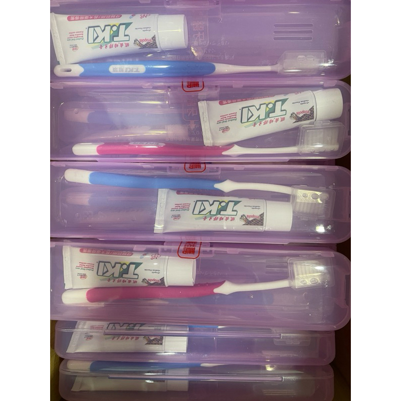 現貨～Tki旅行組（20g蜂膠牙膏一支、牙刷一支） | 蝦皮購物