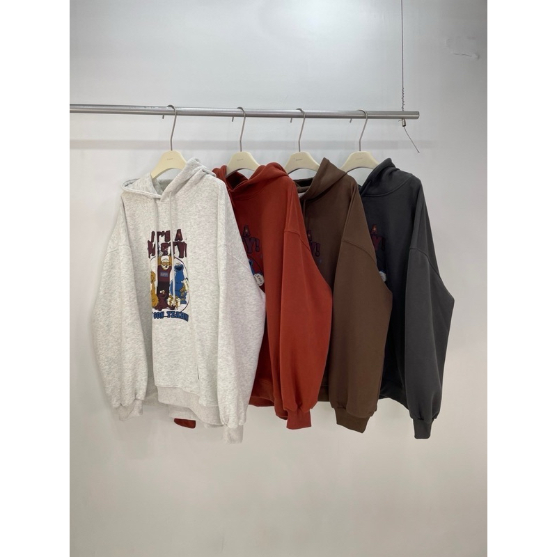 S153.5 - - 芝麻街圖案帽T 四色 預購 | 蝦皮購物